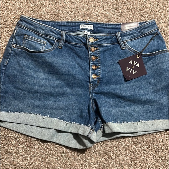 Ava & Viv | Shorts | Nwt 4 Stretch Mid Rise Midi Denim Shorts | Poshmark